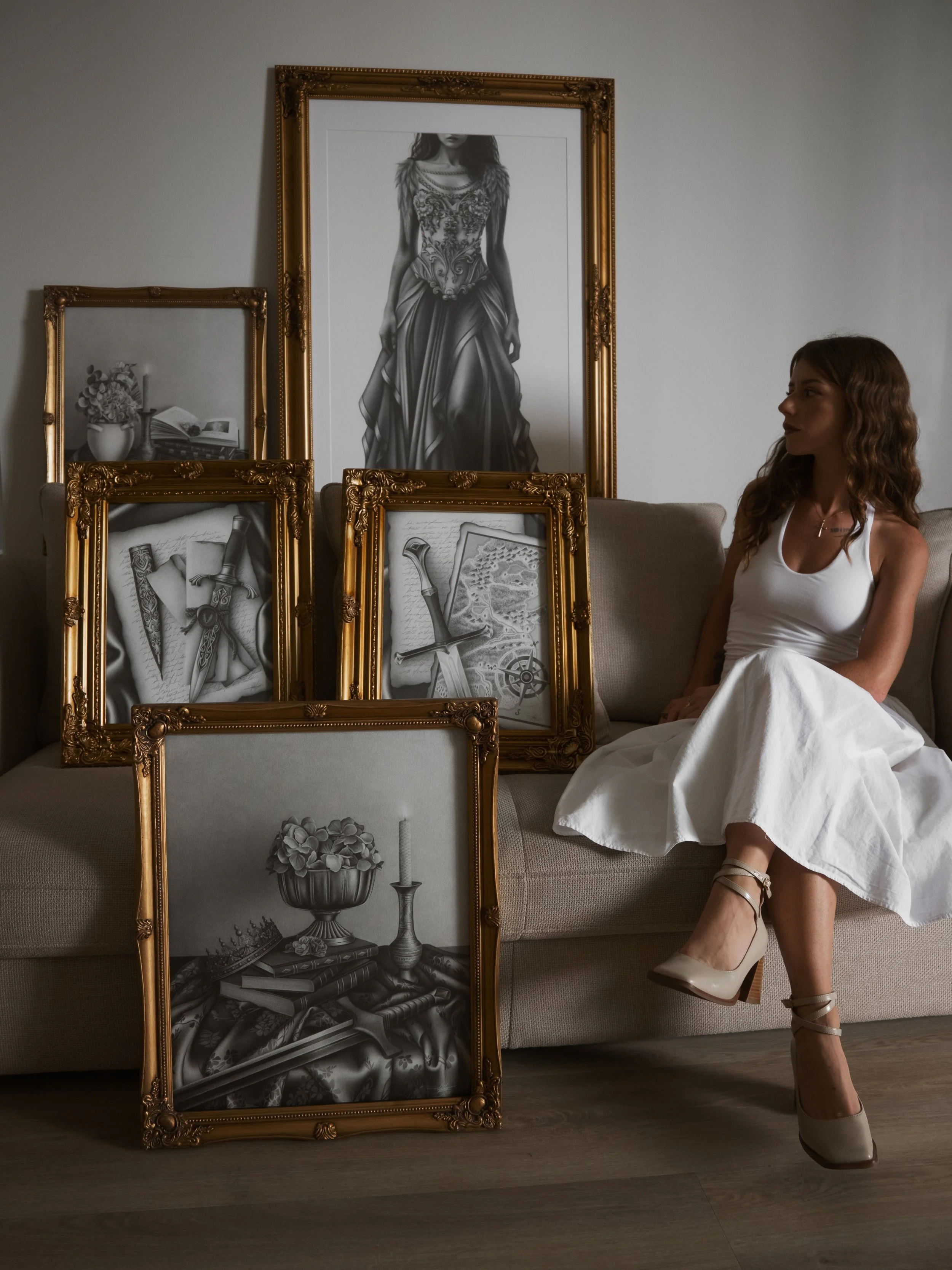HOLLIE ELENA | Fine Artist