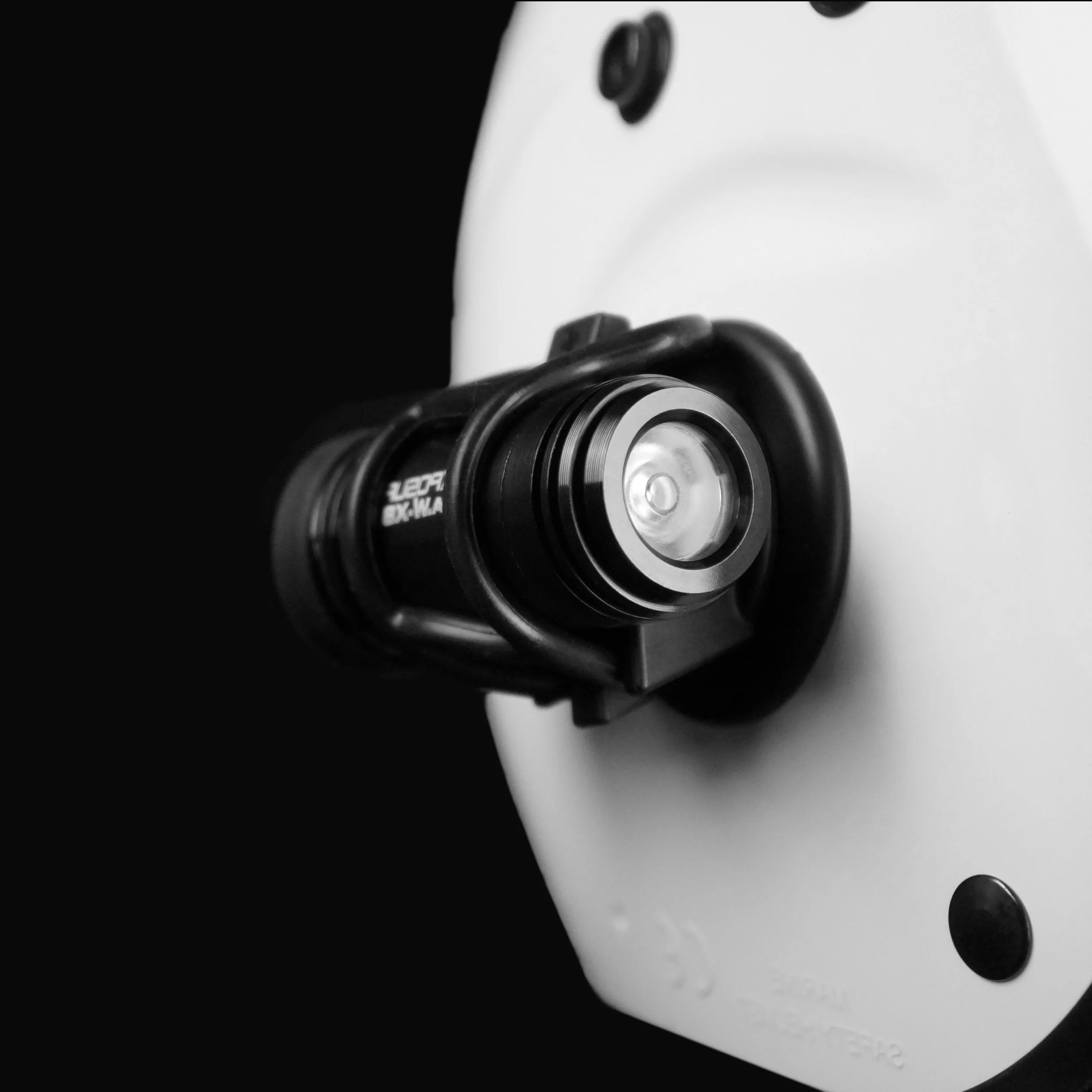 Exposure MOB Carbon Search light — Gecko Head Gear