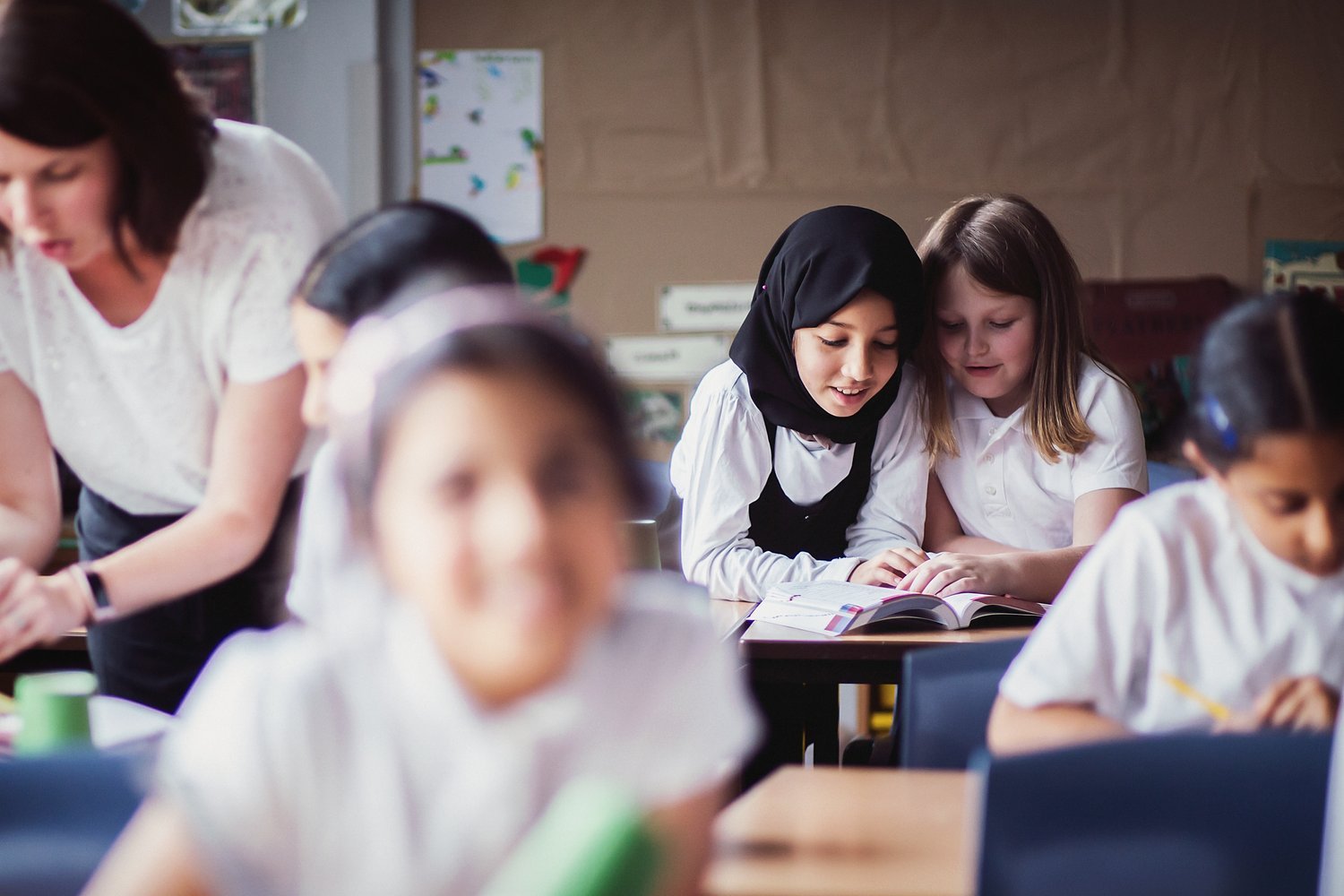 Becoming Language Detectives — Primary Languages Network