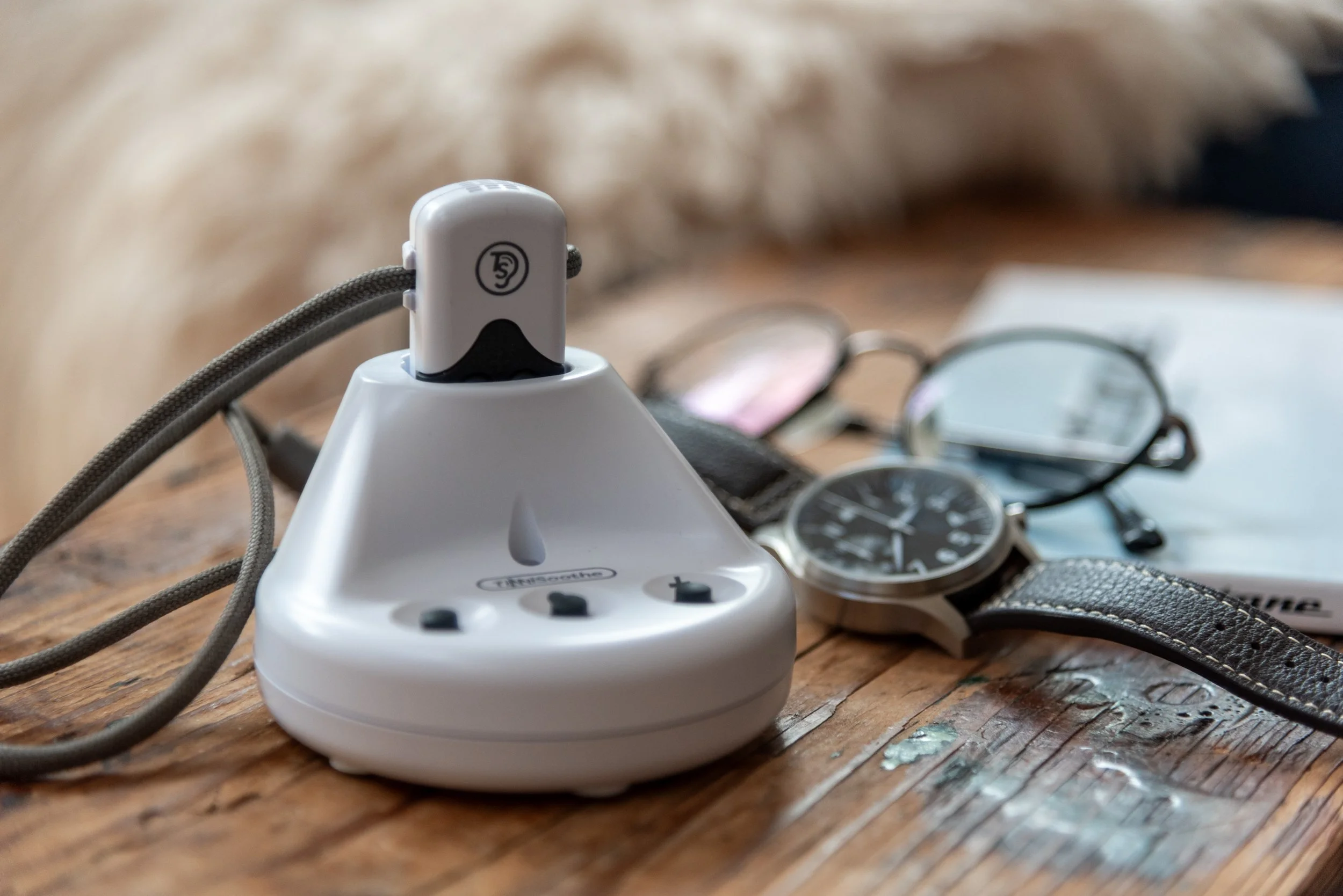Discreet, Practical and Effective · Tinnitus Relief Device · TinniSoothe