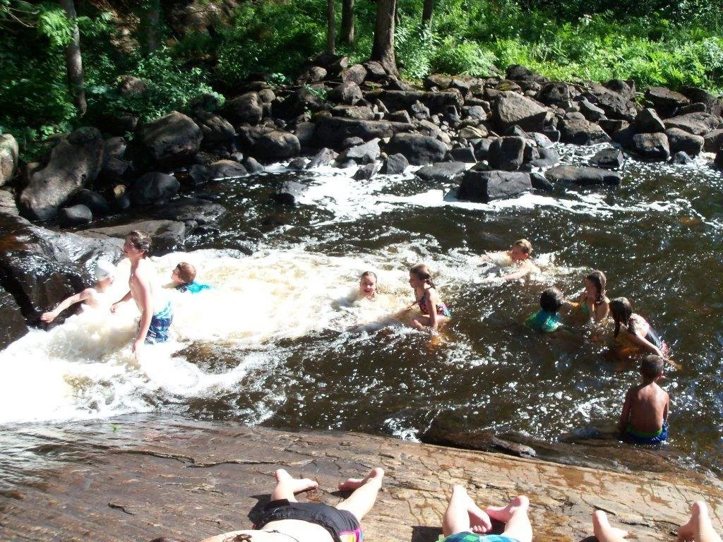 Dwight Village Motel