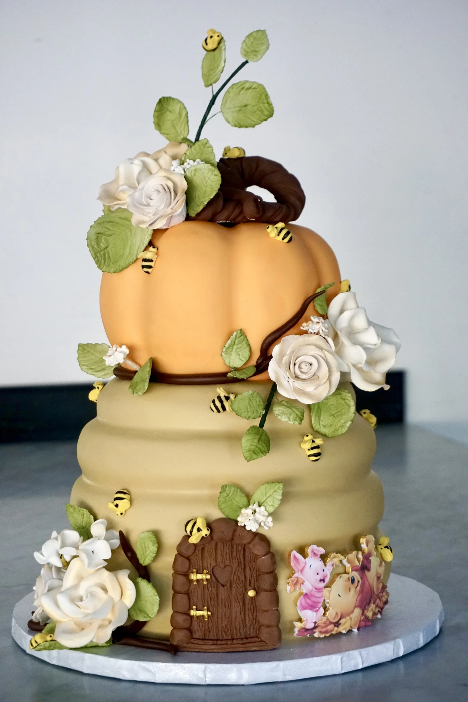 Custom Cakes — Crème de la Cocoa