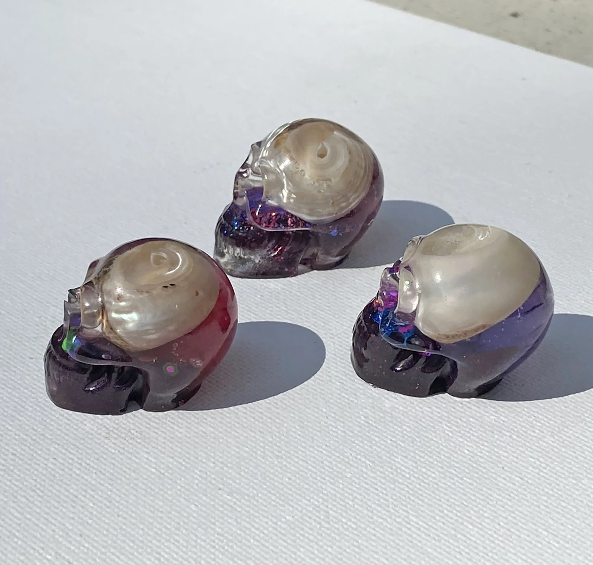Burgundy Seashell Mini Skulls Set, 3 mini skulls, game pieces — Spirit ...