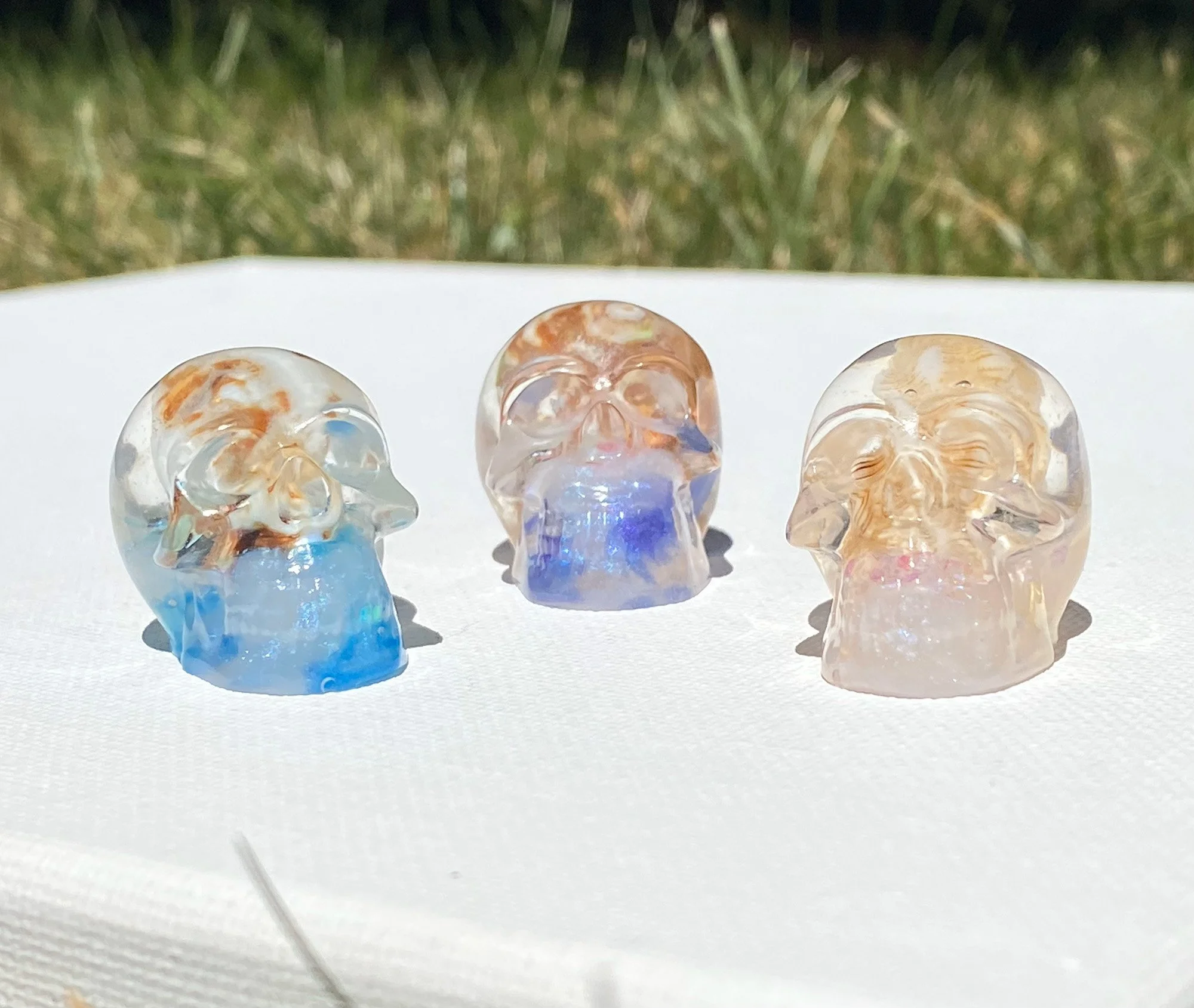 Flashing Red and Blue Light Resin Skull, Great Gift For Police and Law ...