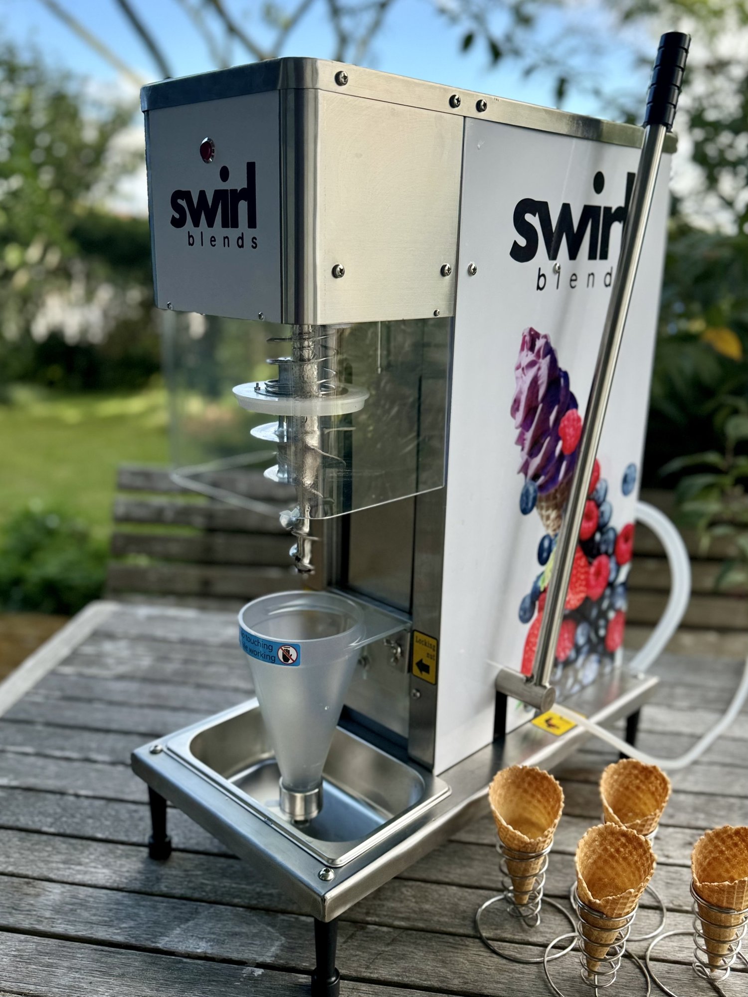 Real Fruit Turbo Twist Ice Cream Machine | Automatic Real Fruit Ice ...