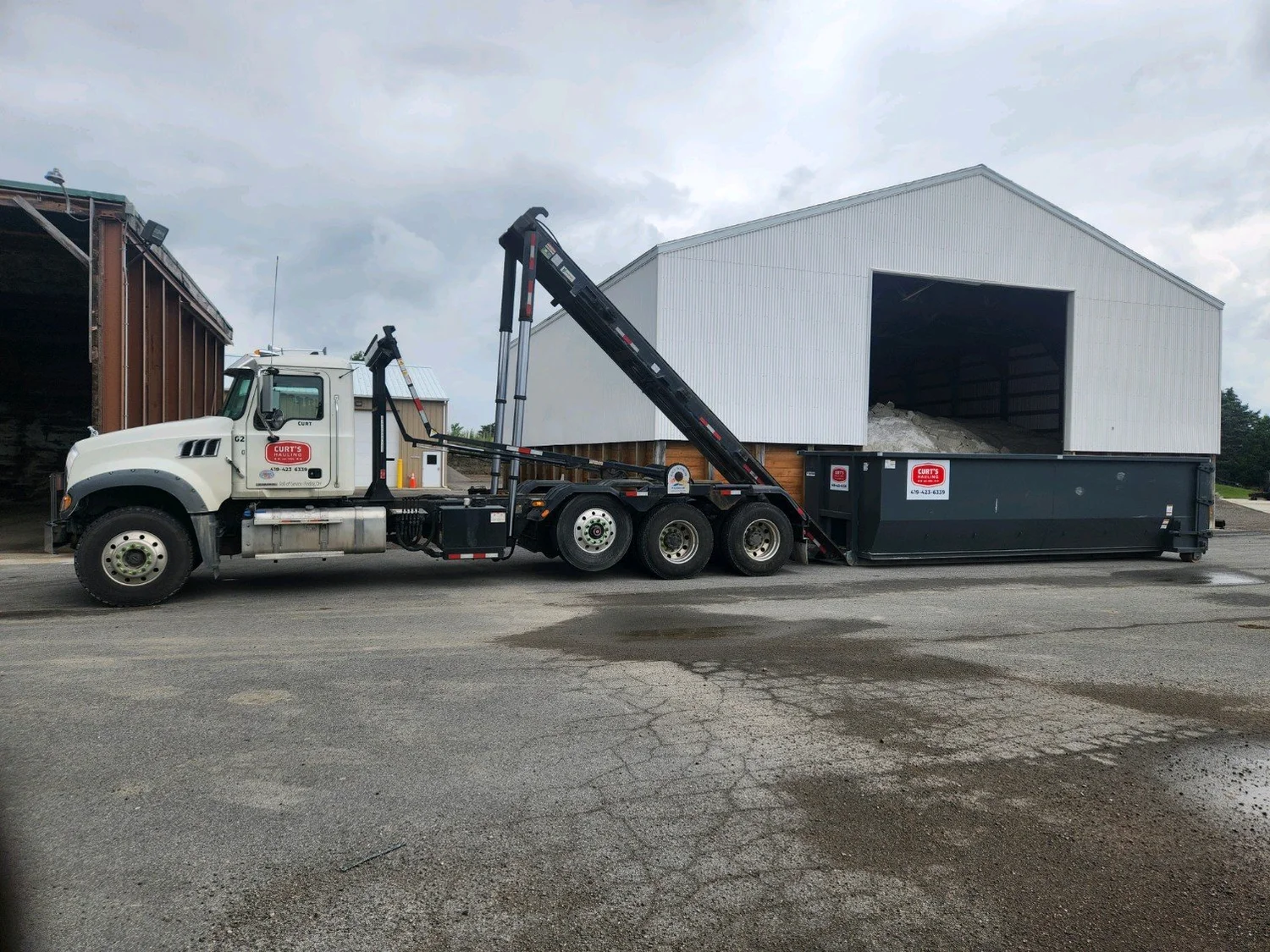Curt's Hauling