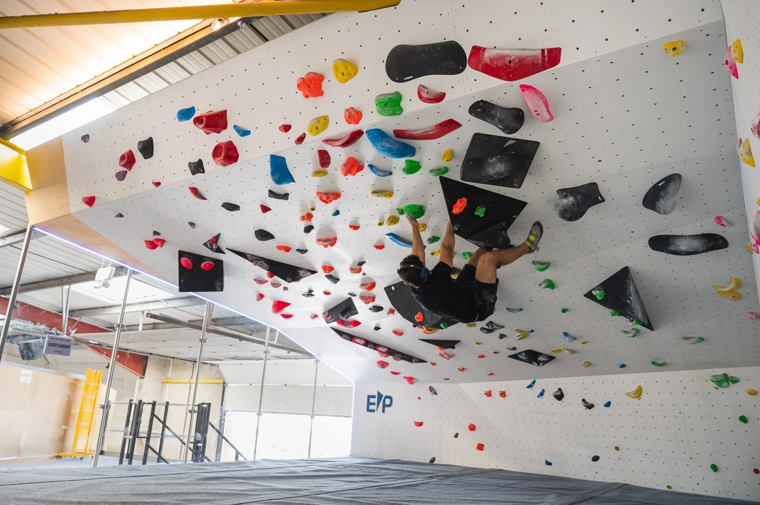 Our Facilities — The Climbing Lab - Leeds premium bouldering centre