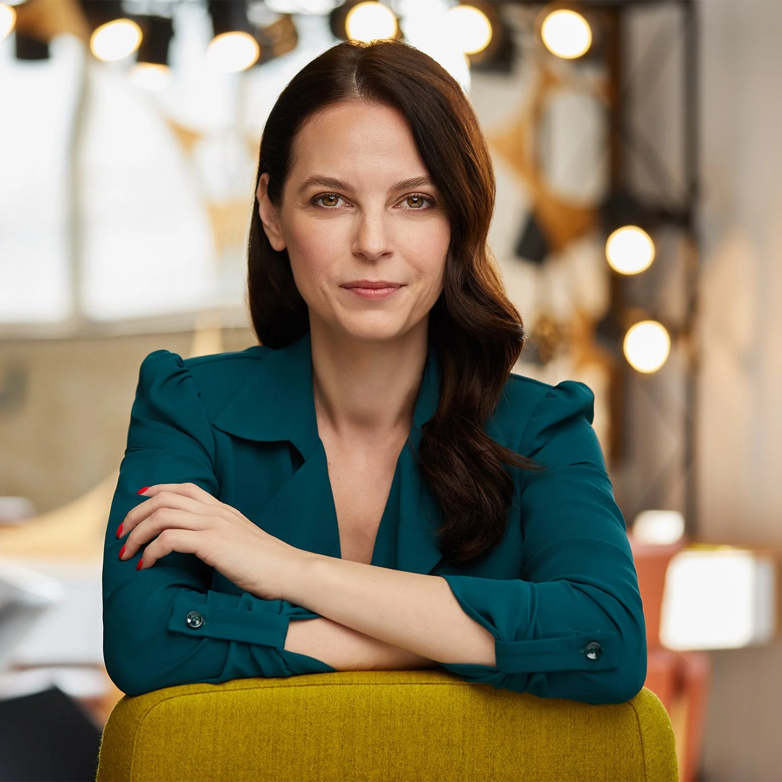 AXIOS - Bespoke PR and public affairs in Romania