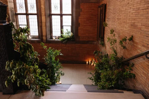 Timeless White Wedding Flowers at The Chelsea Square — Ahna Han