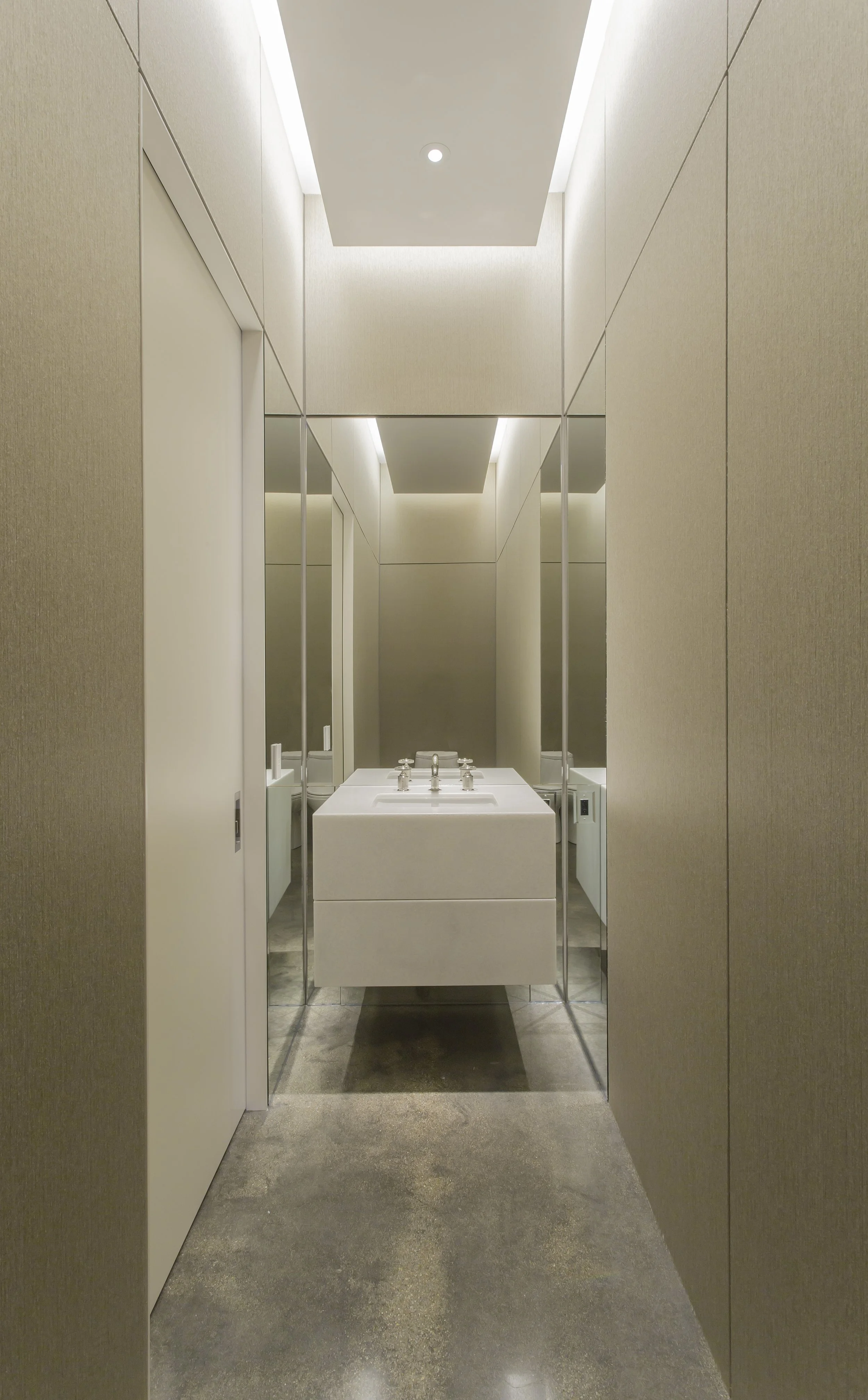 FARQUHAR — Studio Lema