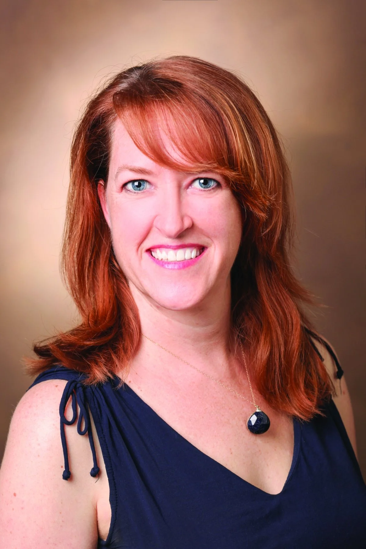 Jennifer van Velkinburgh — Hollywood Disclosure Alliance
