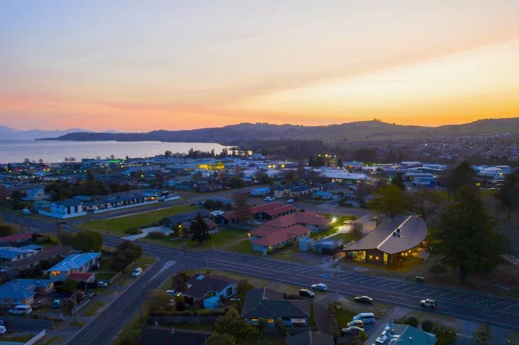 Waiora House Taupō | People, Community, Connection, Collaboration