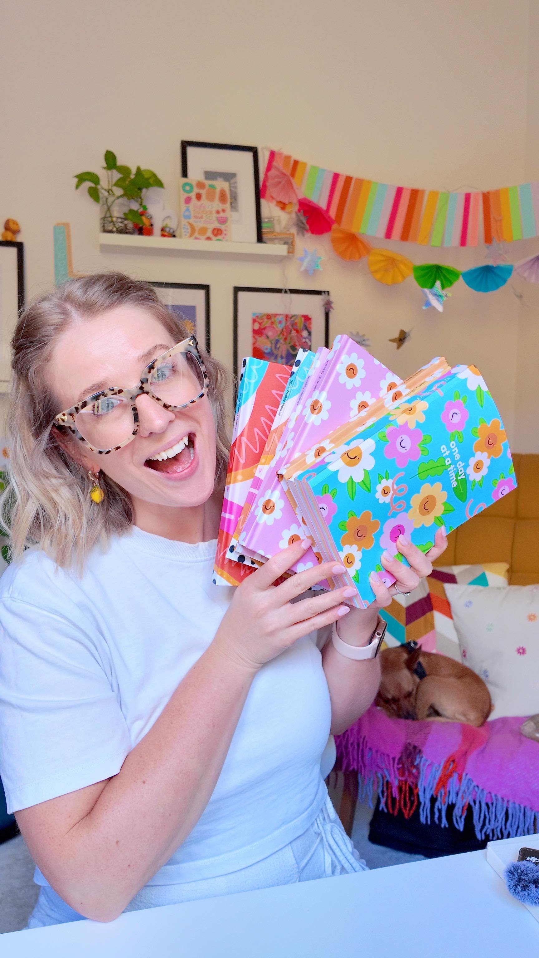 How To Create An Animated Profile Picture For Tiktok — Laura Jane Illustrations