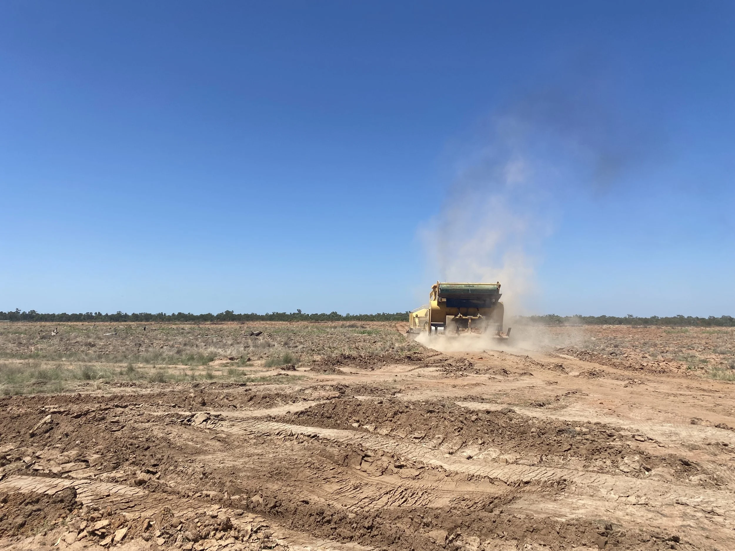 Hammer and Co Earthmoving