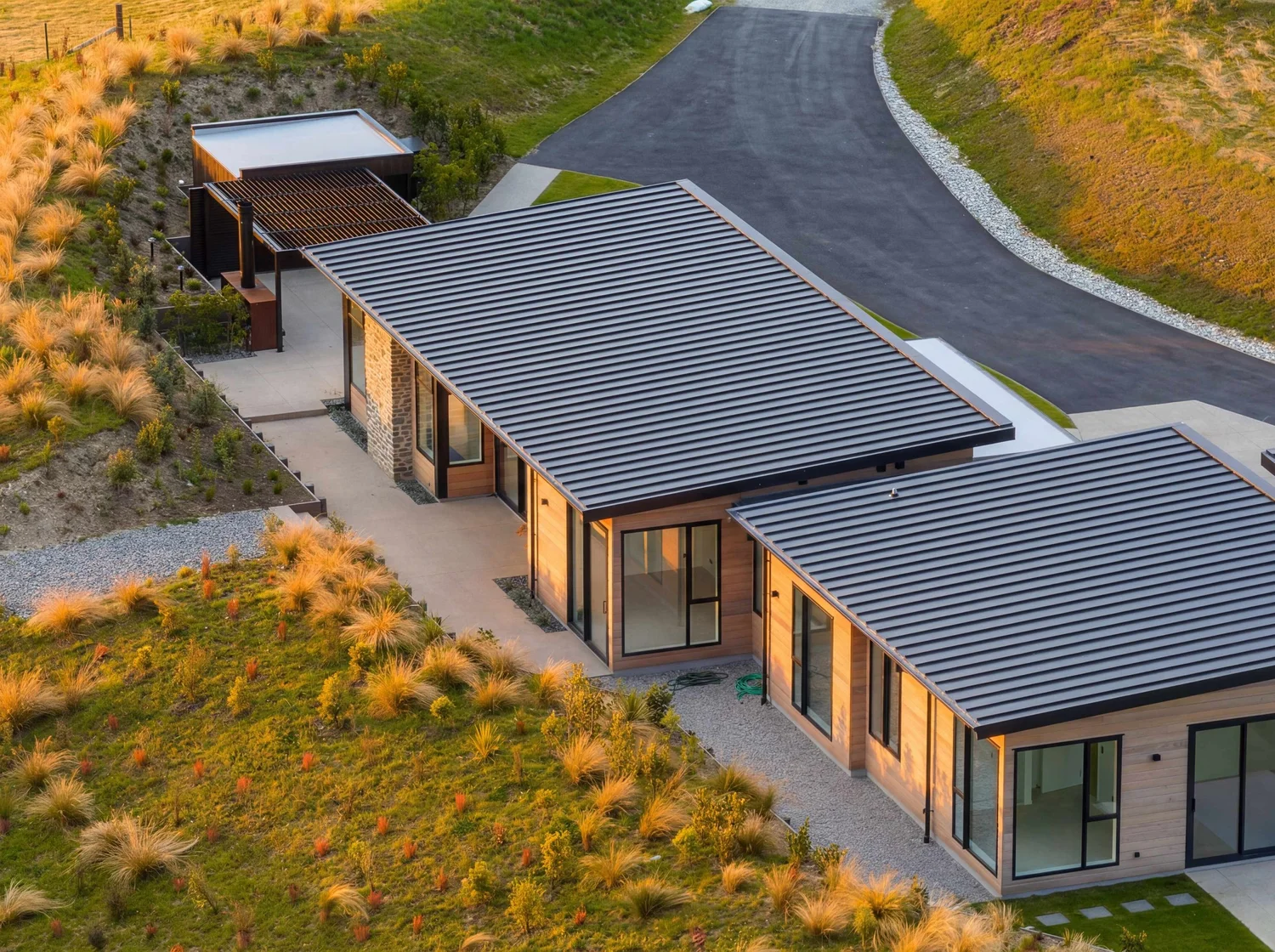 First Tracks - 81 Frogmore Lane, Dalefield, Queenstown - Oliver Road ...