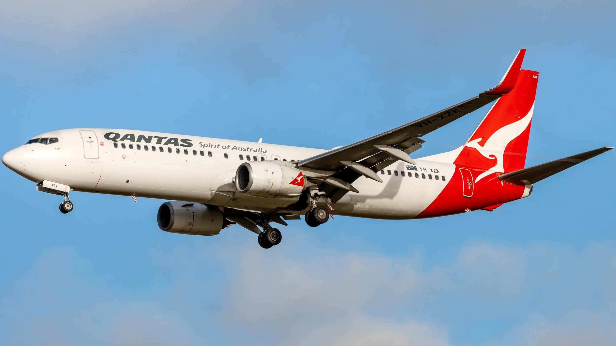Qantas boosts flights to NZ; overtaking Air NZ in number of trans ...