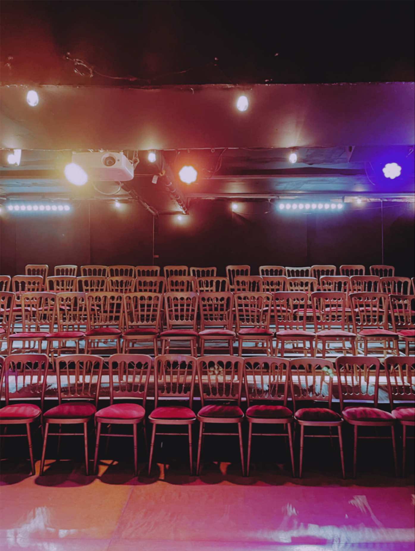 THEATRE — Porter's Cardiff
