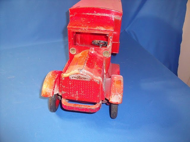 Keystone Trucks — Pressed Steel & Metal Toys