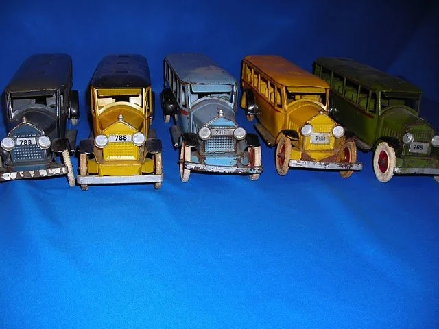 Kingsbury Small Scale Trucks — Pressed Steel & Metal Toys