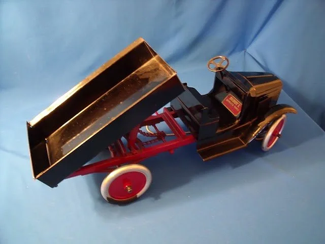 Buddy L Trucks — Pressed Steel & Metal Toys