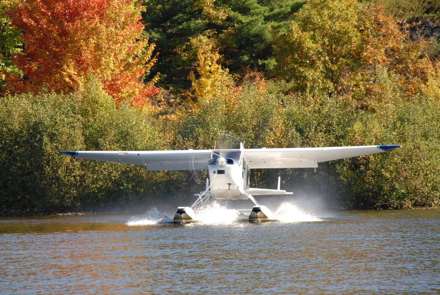 Lake Country Airways