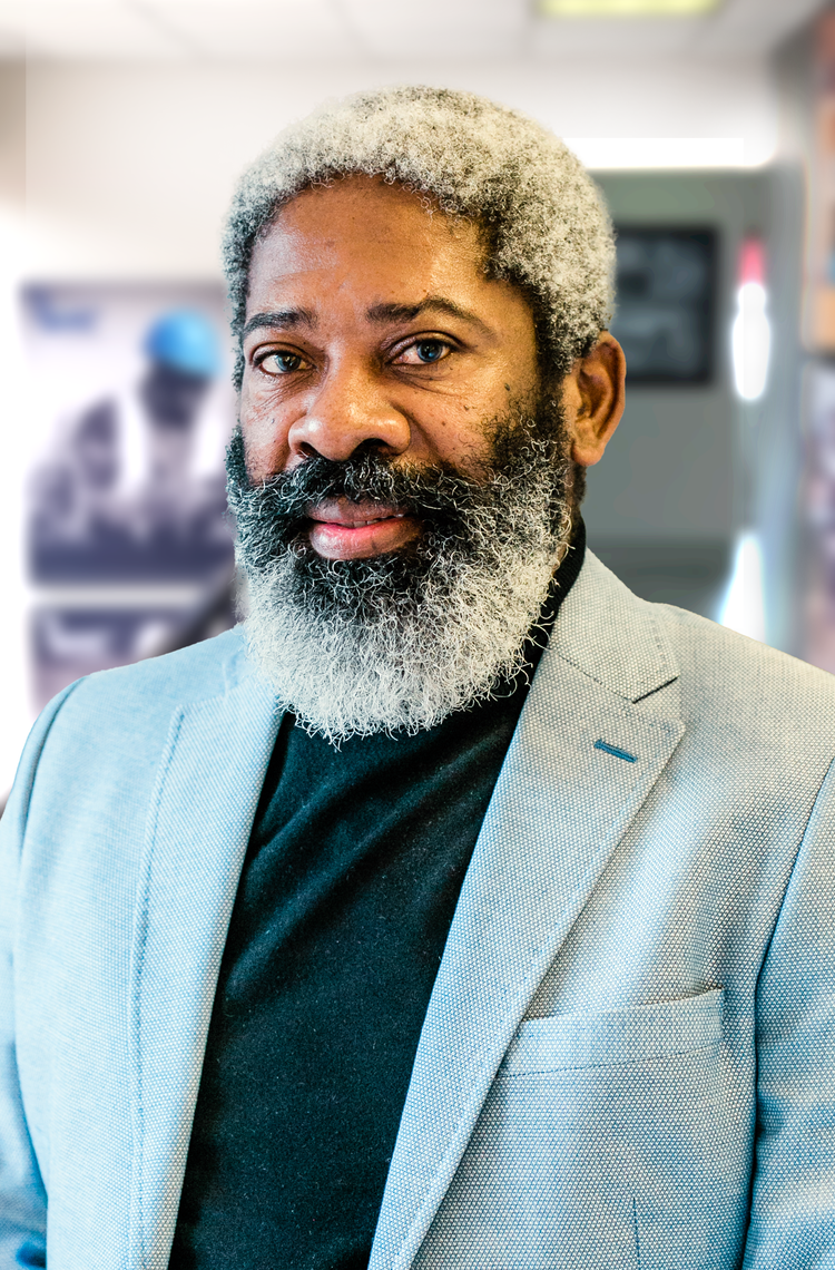 Company Executives — RUWACON