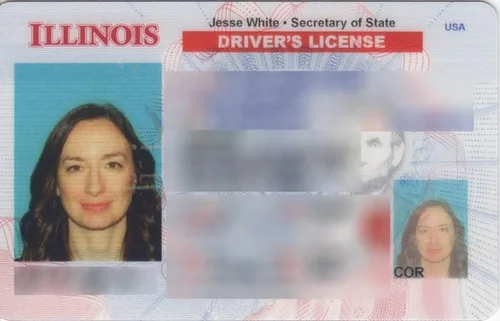 A foolproof trick to take a good driver's license photo