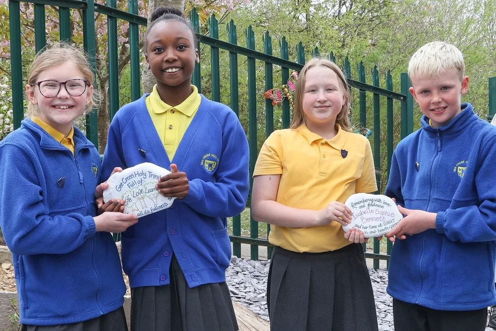 Gee Cross Holy Trinity: Bishops visit to rededicate school library ...