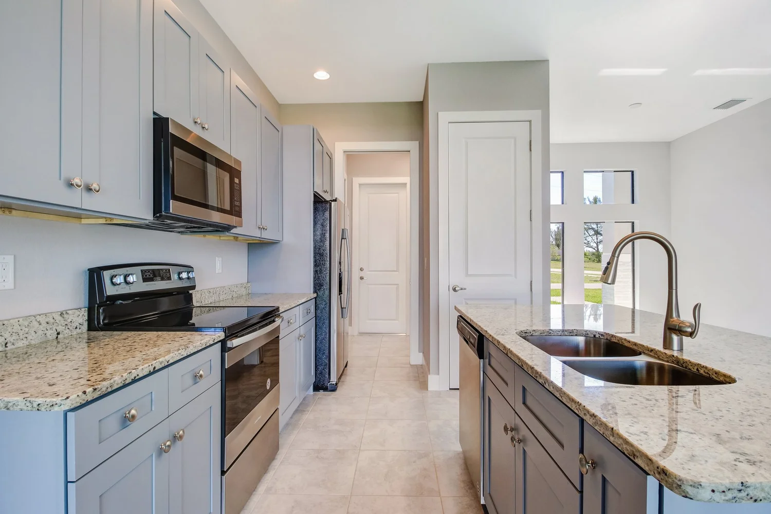 Donna Model — Sunsational Homes