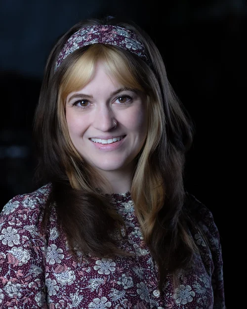 Alyssa Marie Mathews — Hand2Mouth Theatre