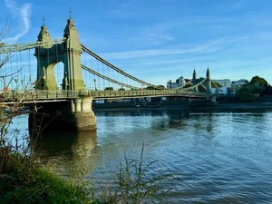 Thames Path Challenge — Walking In Circles
