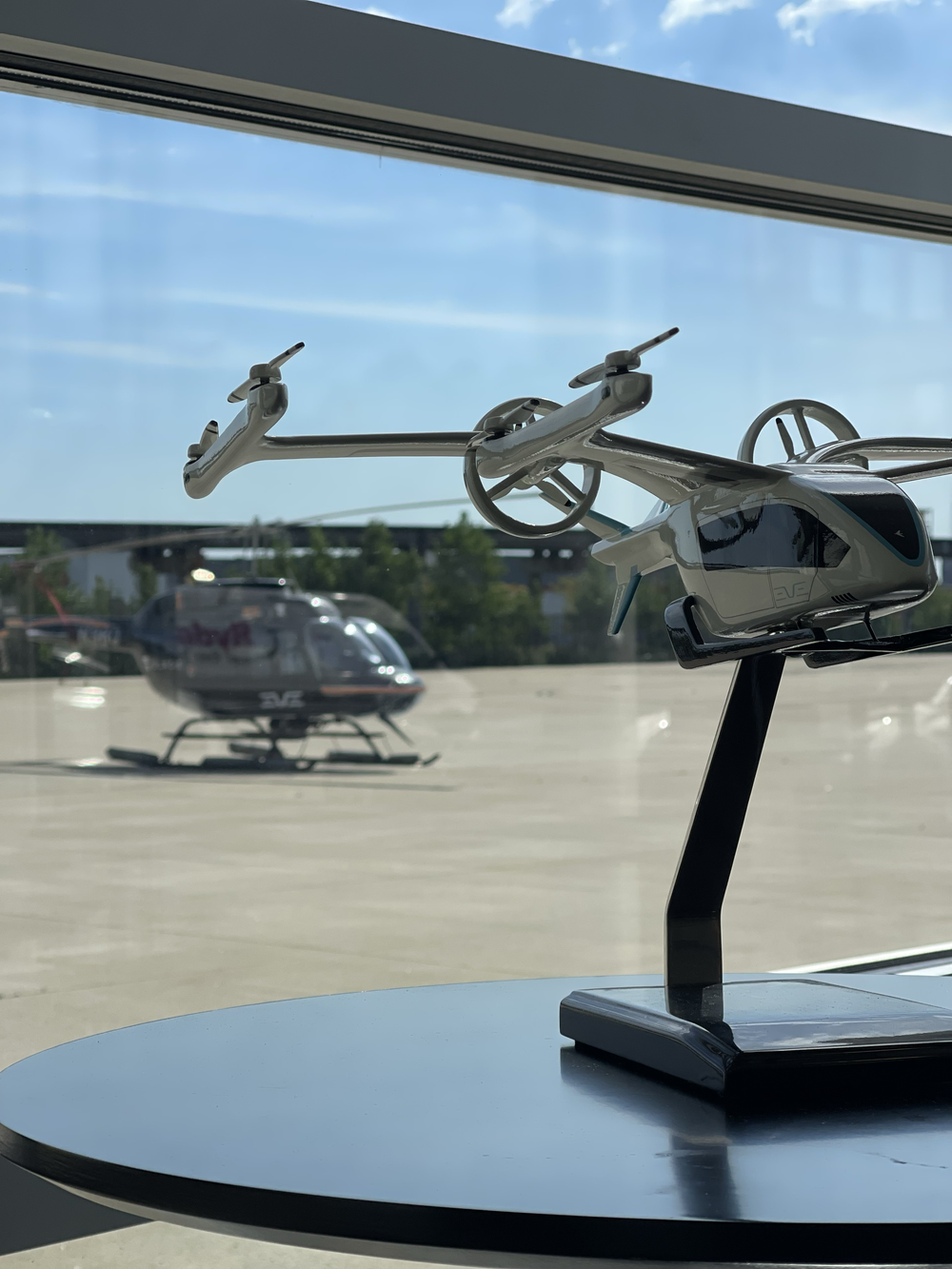 Vertiport Chicago FBO | Premier Helicopter Facility with State-of-the ...