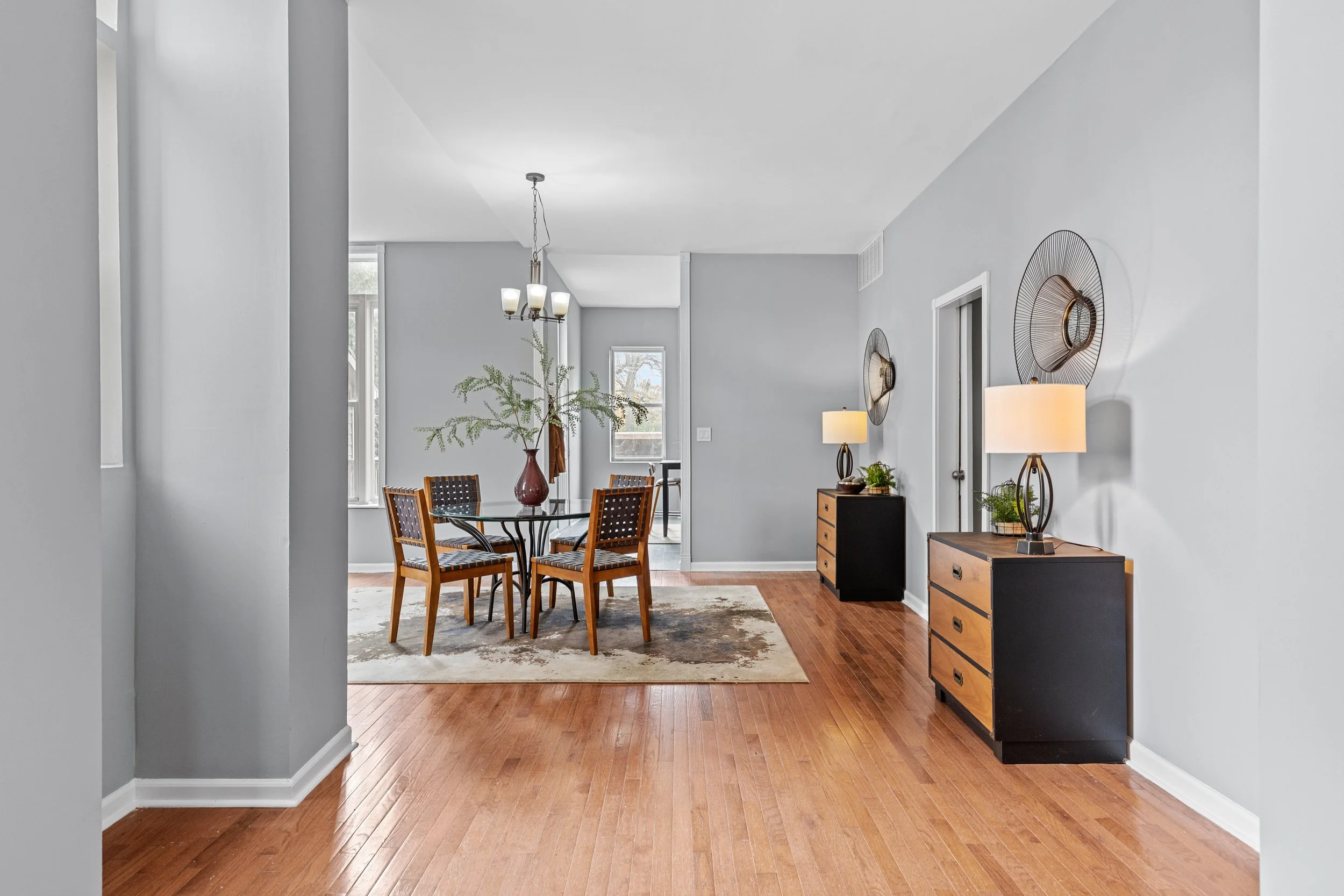 Carousel Staging & Interiors