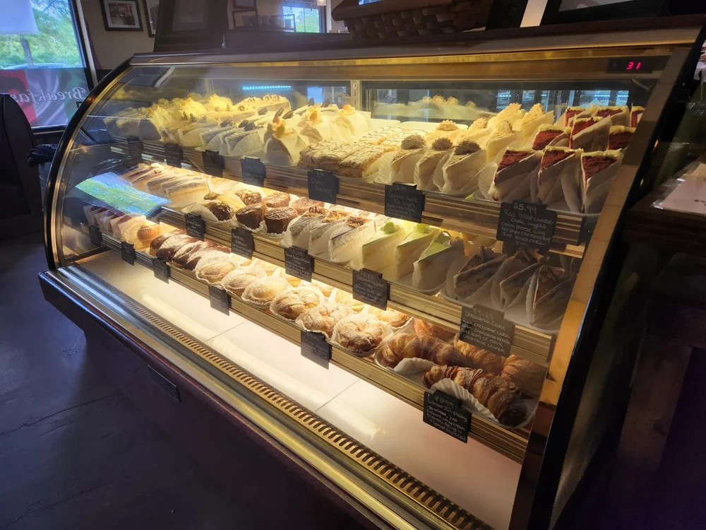 Custom Cakes — Rigoletto Italian Bakery and Cafe