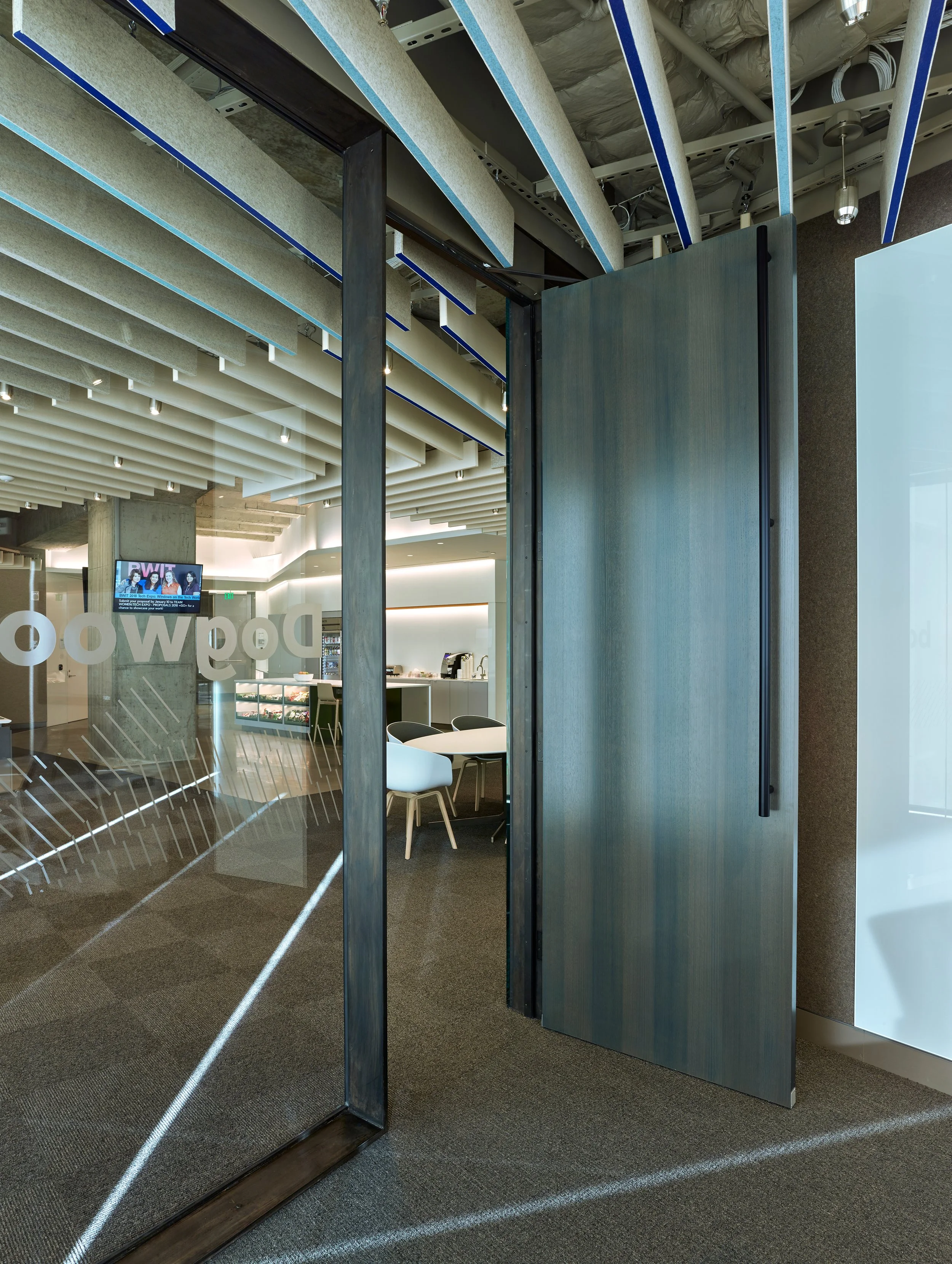 Bloomberg News Bureau — BLDGS