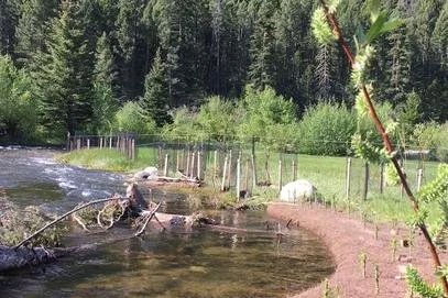 Fabric-Encapsulated Soil Lift (FESL) Construction — Watershed ...