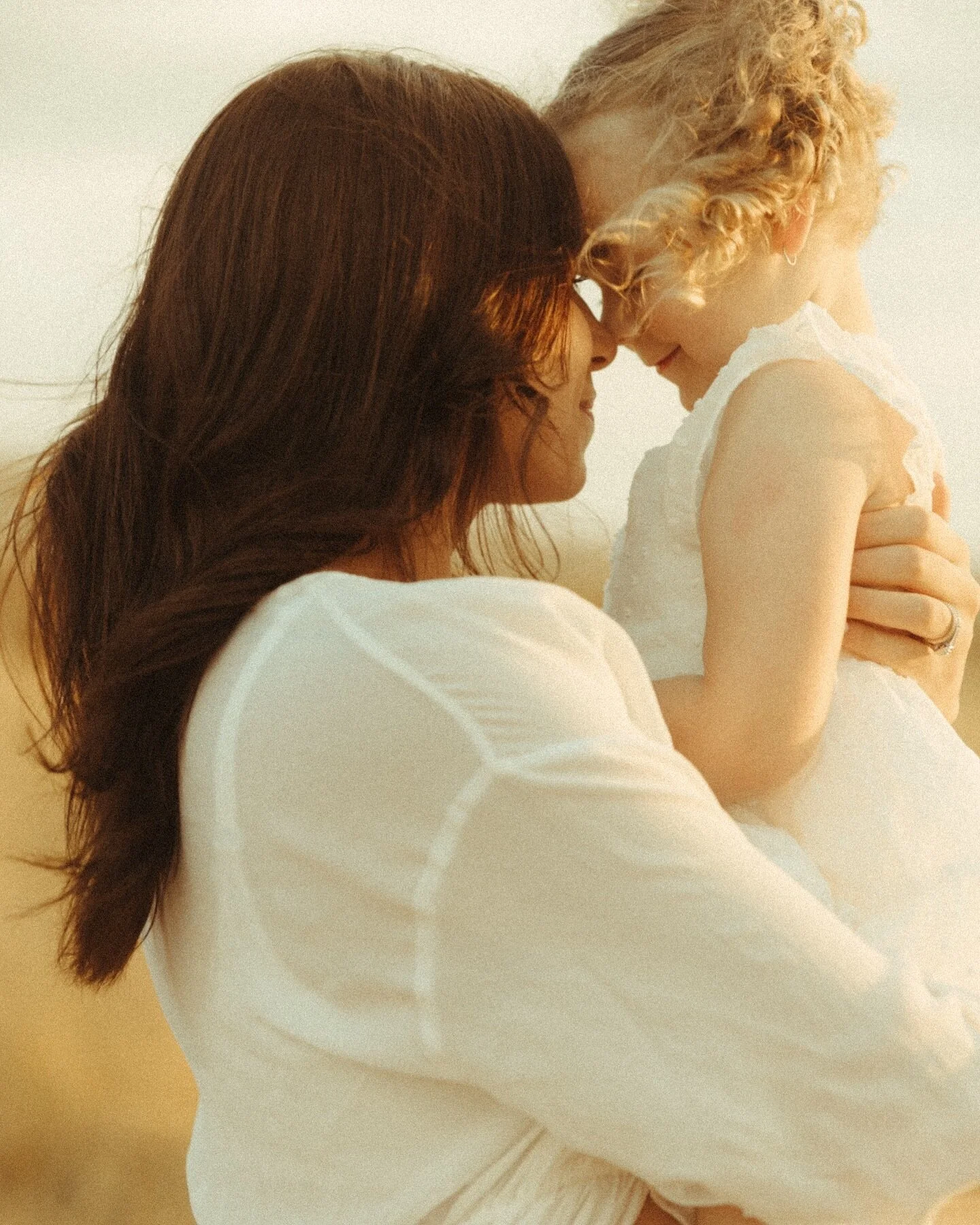 Doreen, Melbourne Maternity Photographer — ALICIA BURGESS PHOTOGRAPHY ...