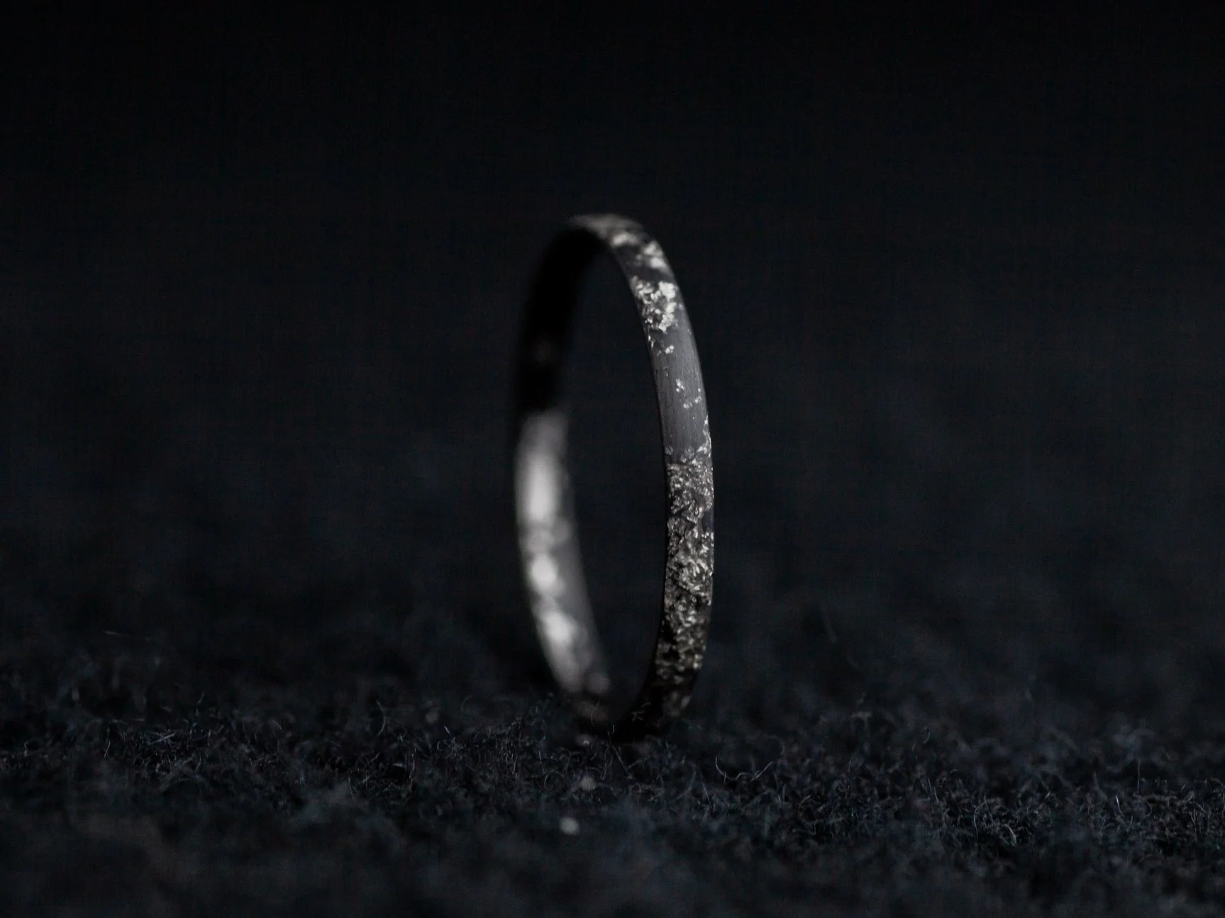 Wide carbon fiber ring with 24k gold — Singularity