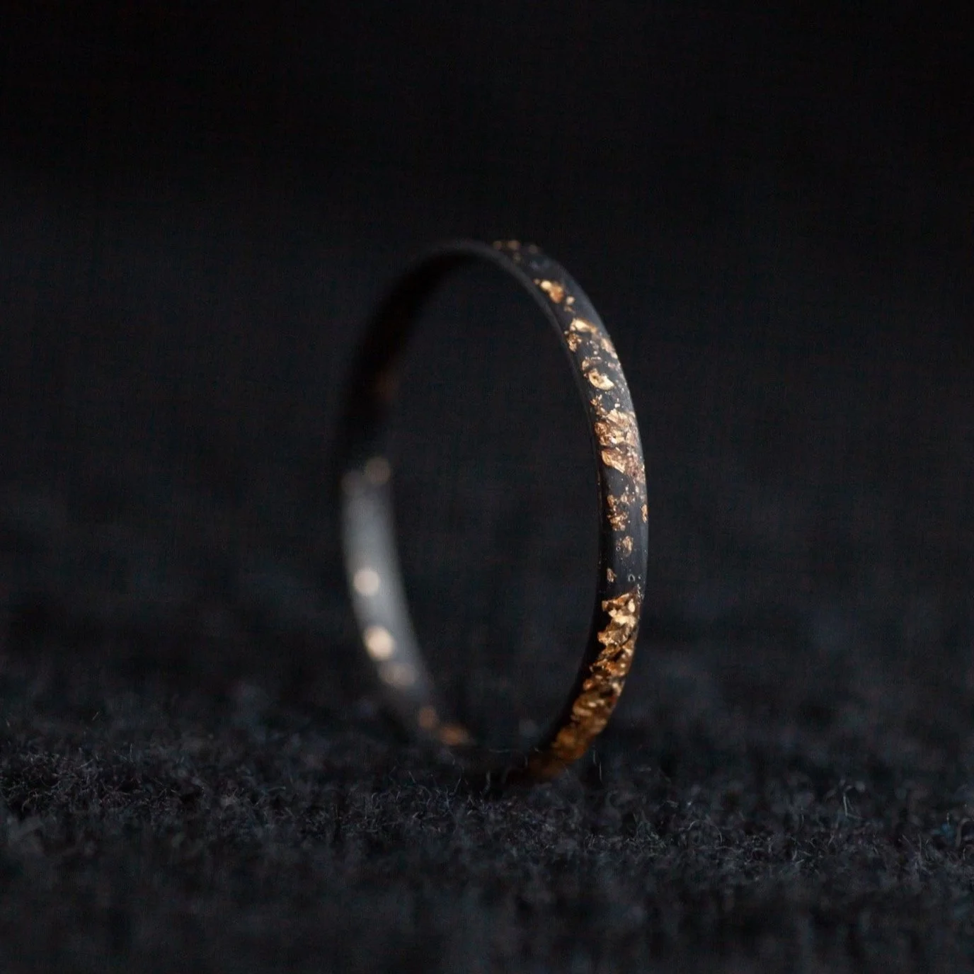 Wide carbon fiber ring with 24k gold — Singularity