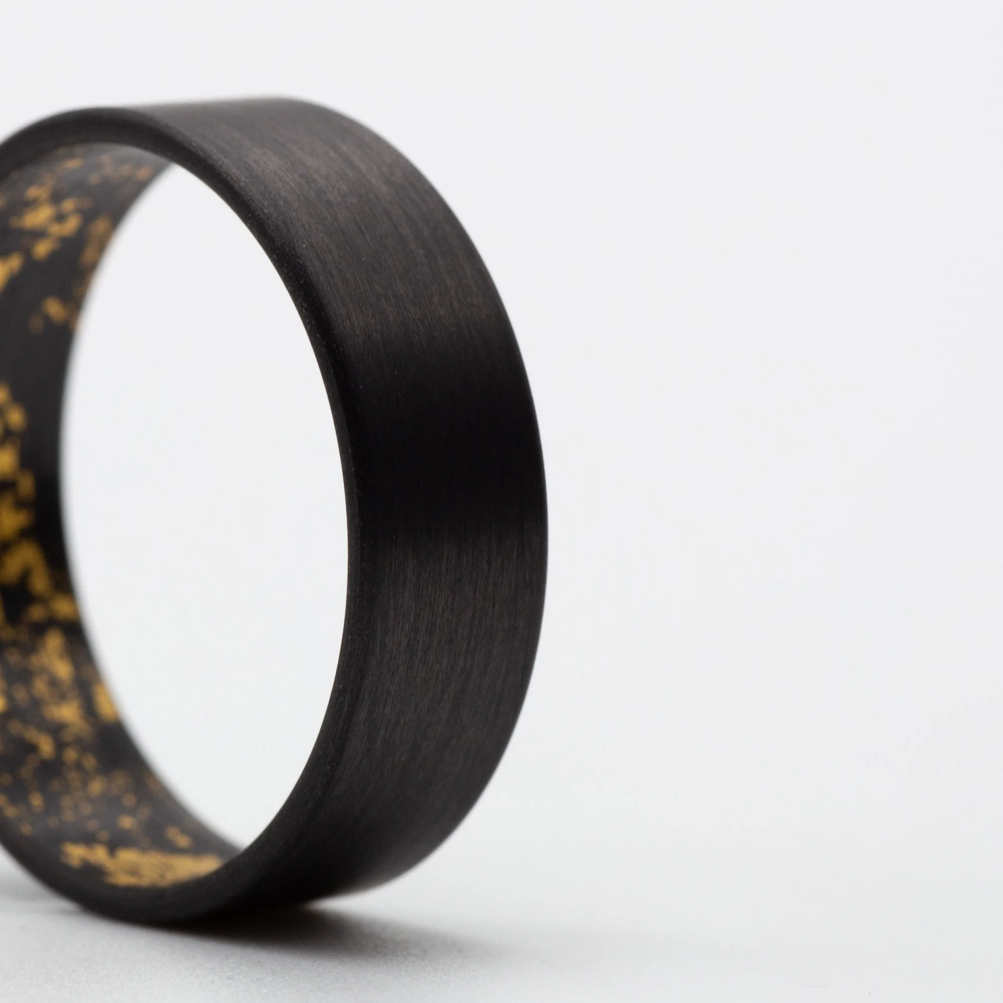 Wide carbon fiber ring with 24k gold — Singularity