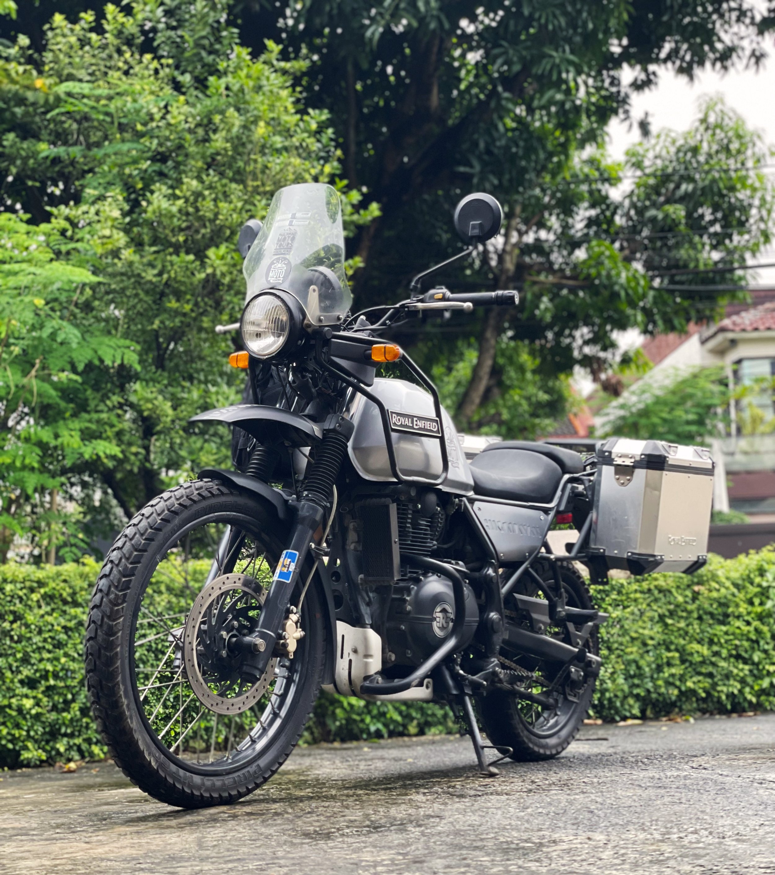 MOTORCYCLES — PHILIPPINE MOTO TOURS