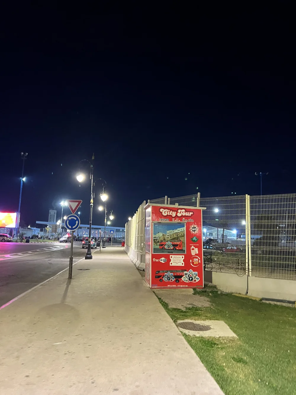 【摩洛哥自由行】丹吉爾 Tangier 怎麼玩？交通、景點、住宿完整攻略 — Travel with Erin