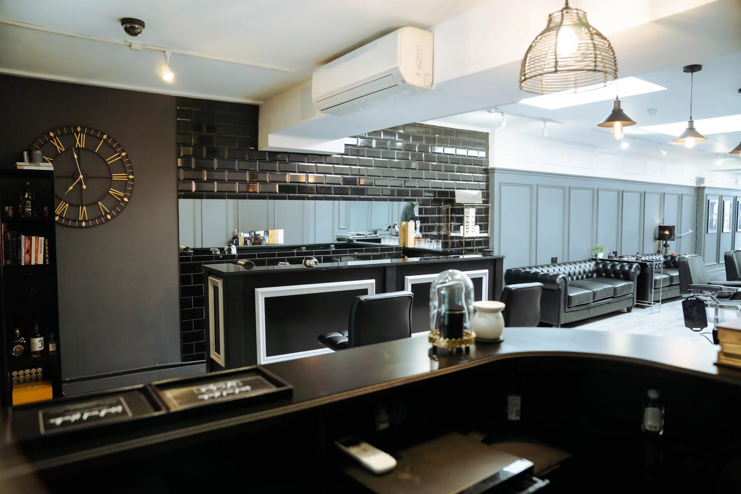 Gentlemen's Grooming Club // Filming Location: Barber's Emporium ...