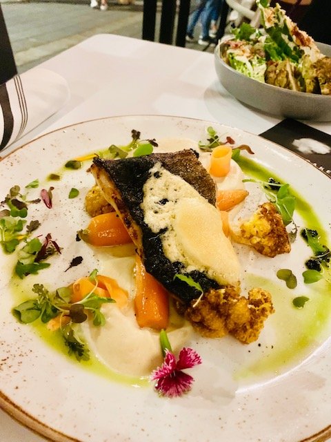 Review of Maggie Oakes Old Port Montreal | Menu & Reviews-FoodNFashion.TV