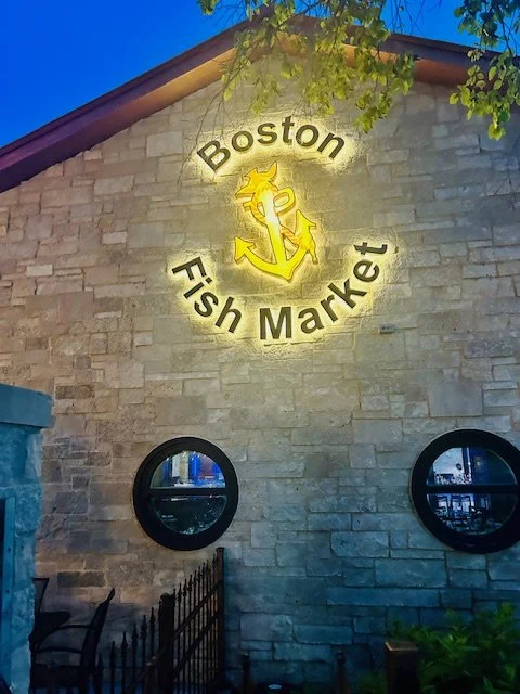 Boston Fish Market Wheeling Illinois location and menu | Menu & Reviews ...