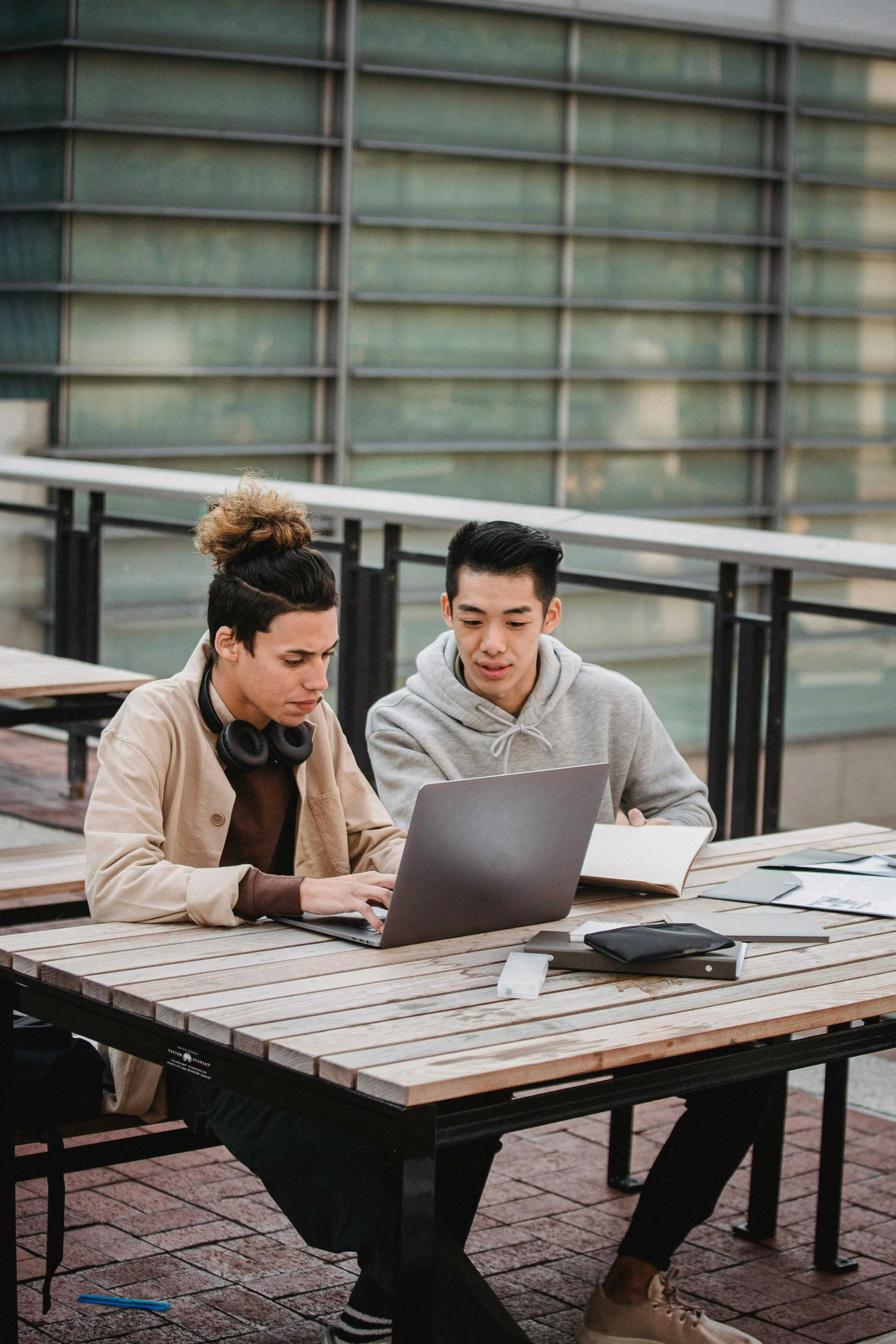 Emotional Wellness for College Students: Managing Stress and Building ...