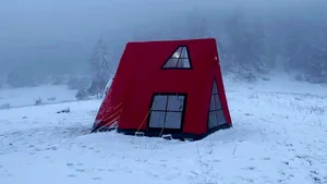 Air Bushcraft Premium Inflatable Tent by Sonmez — Rebel Breakroom