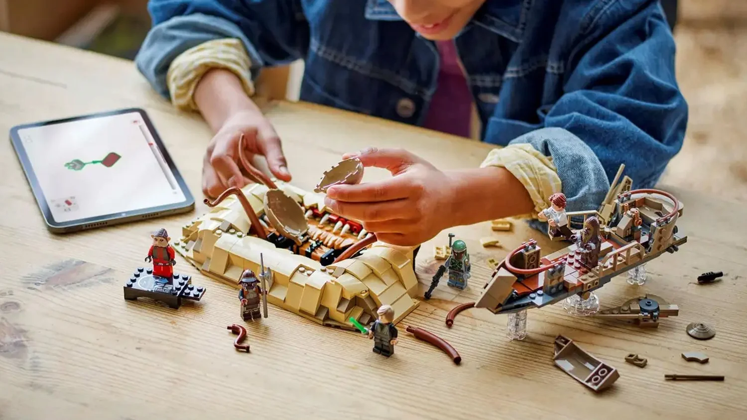 Building Memories: LEGO Desert Skiff & Sarlacc Pit 75396 — Rebel Breakroom