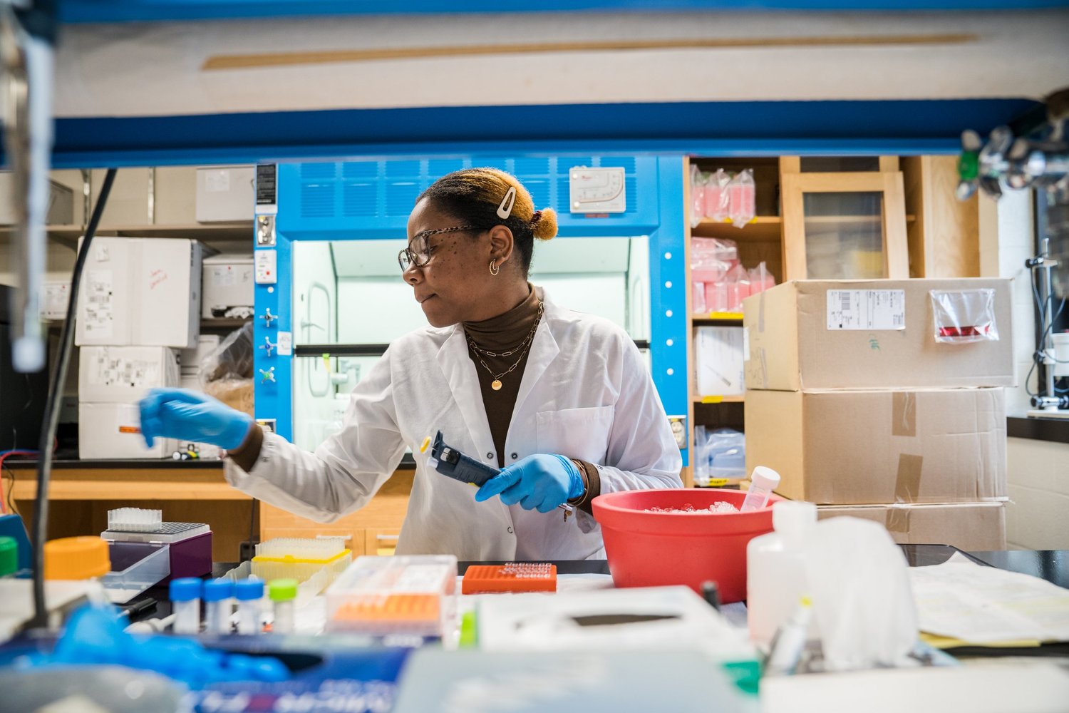 About Us — The Barrow Lab