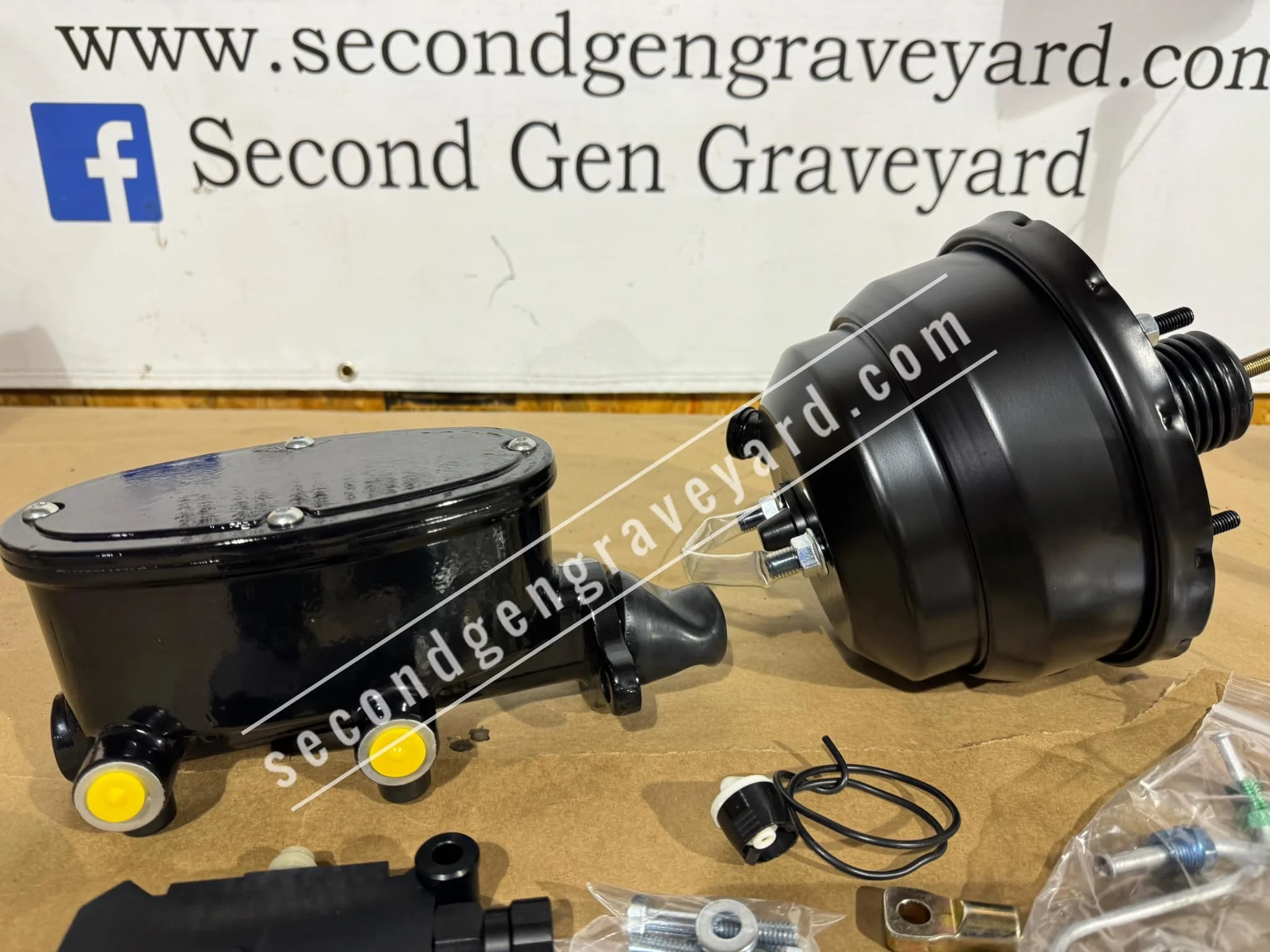 Used OEM Rear Axle Mount Kit — Second Gen Graveyard